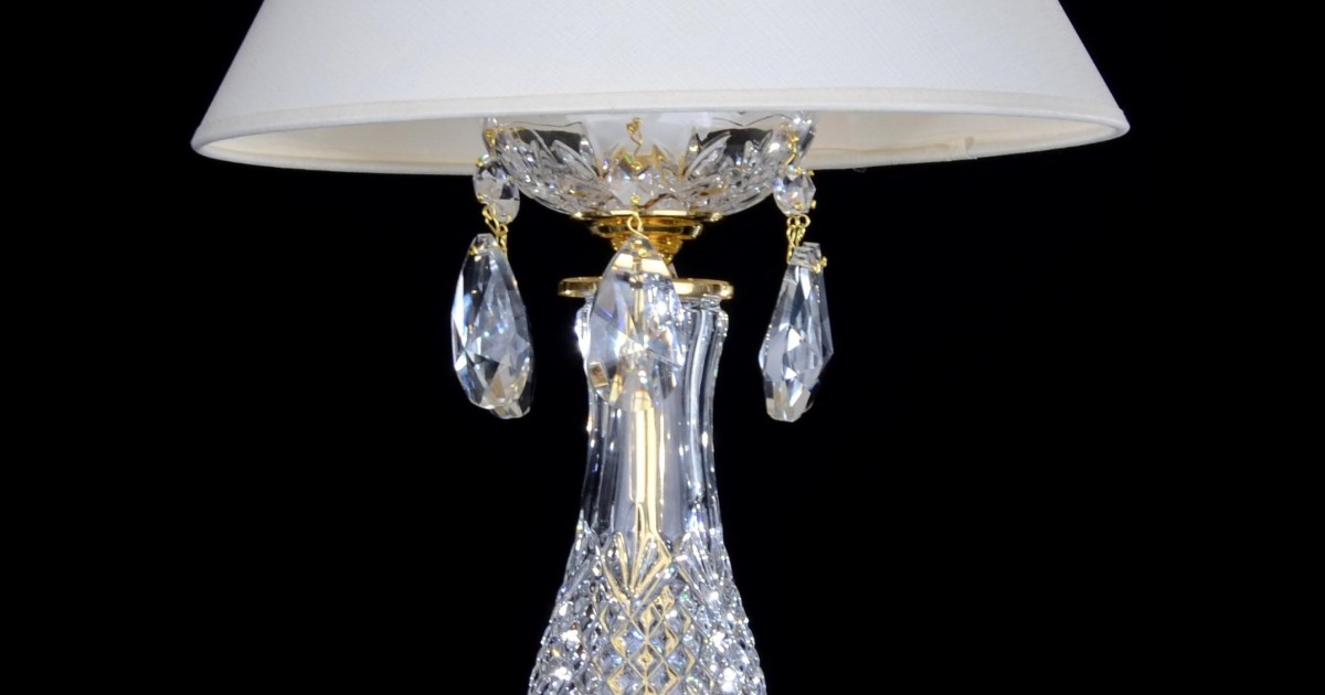 1 bulb crystal design table lamp with cut almonds and the white ...